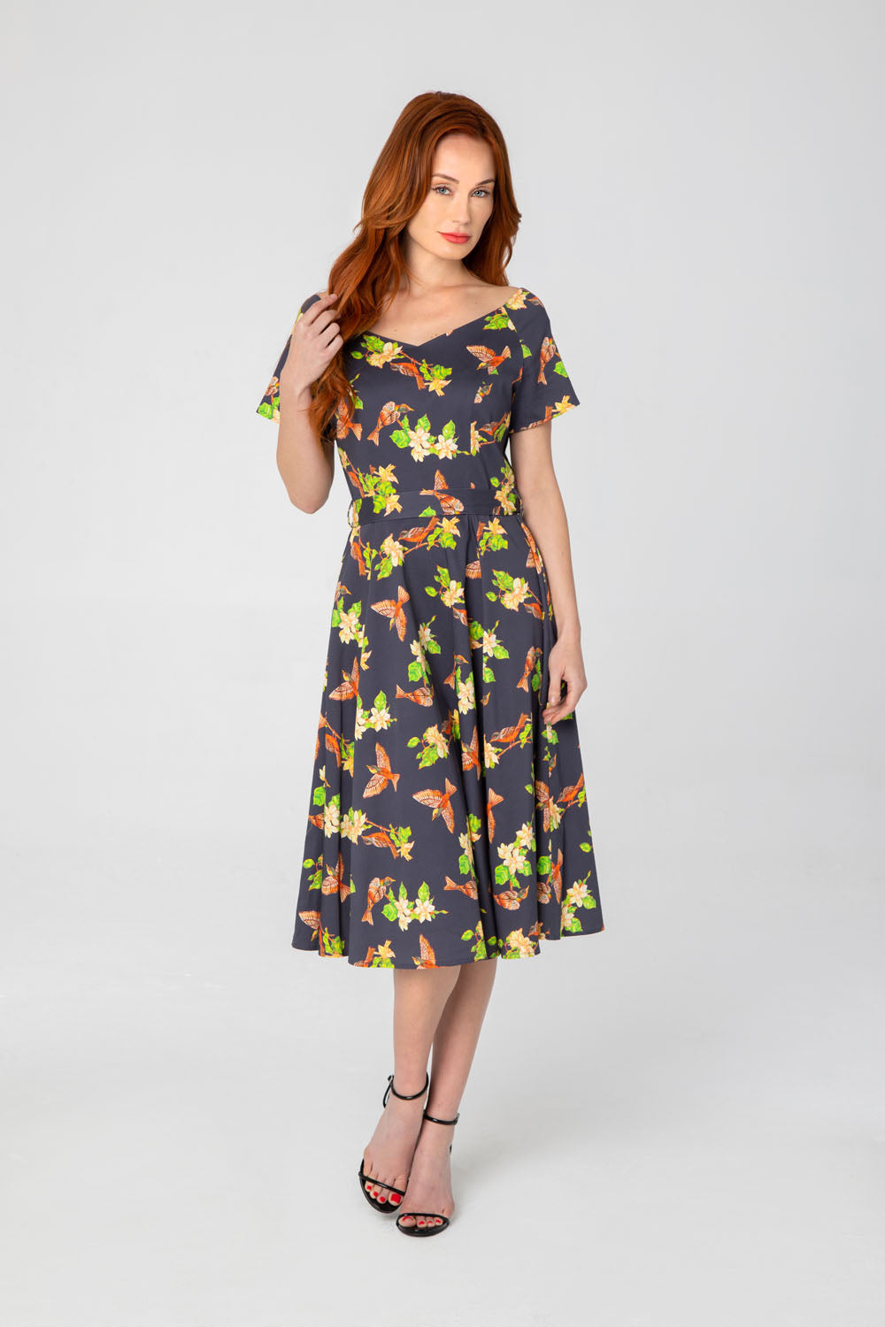 "Bella" Robins – Miss Lulo